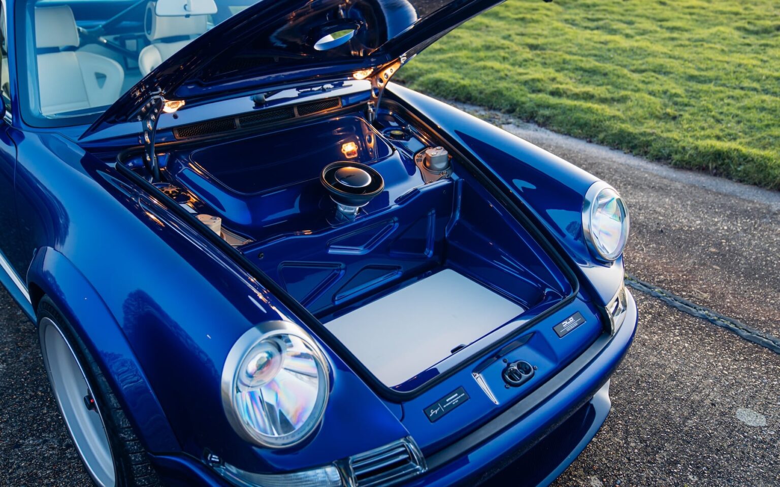 1991 Porsche 911 Reimagined by Singer – DLS "The Oppenheimer Commission ...