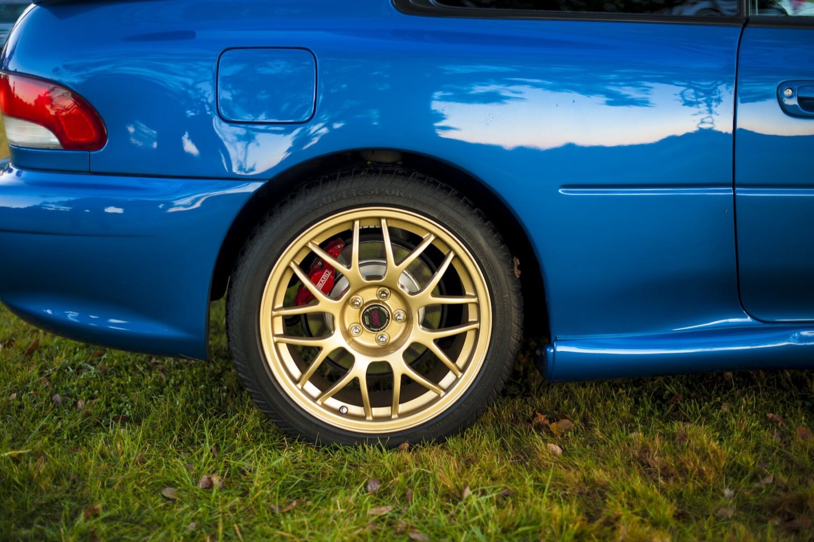 Subaru Impreza 22B-STi (1998): The Ultimate Road-Going Rally Car | CARCHVST