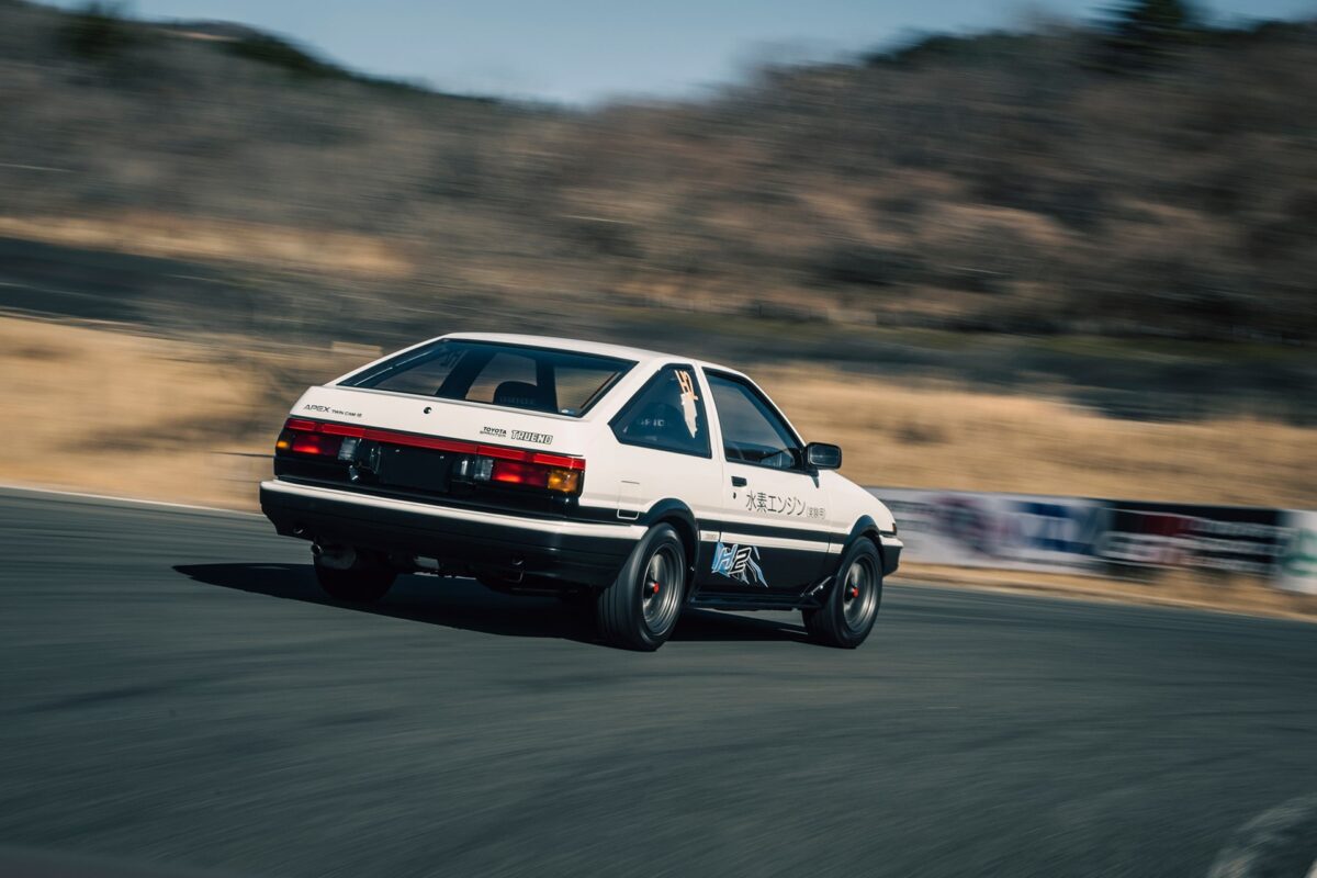 Toyota Reimagines the AE86: Introducing the Hydrogen-Powered H2 Concept ...