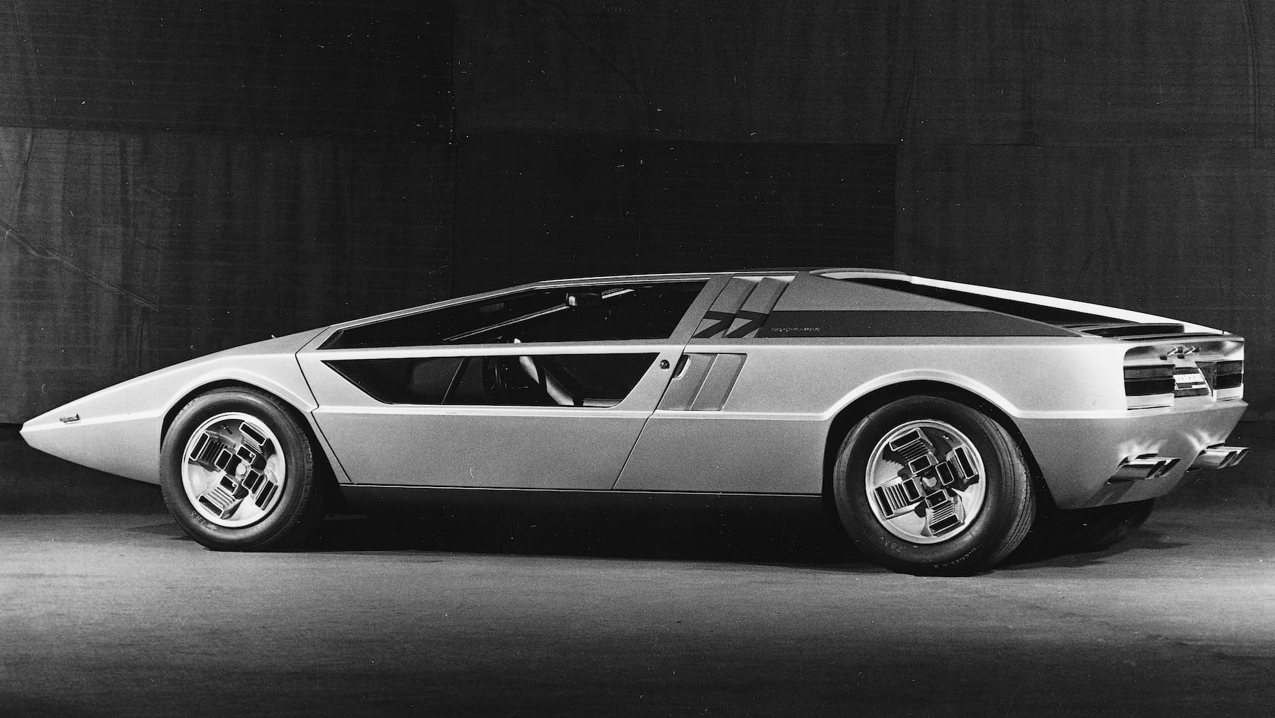 Maserati Boomerang – A Timeless Vision of the Future | CARCHVST